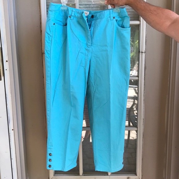 Talbots | Pants & Jumpsuits | Talbot 4 Stretch Cotton Capri Pants ...